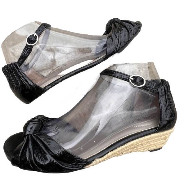 me too | Shoes | Me Too Black Leather Wedge Sandals With Ankle Straps 7 ...